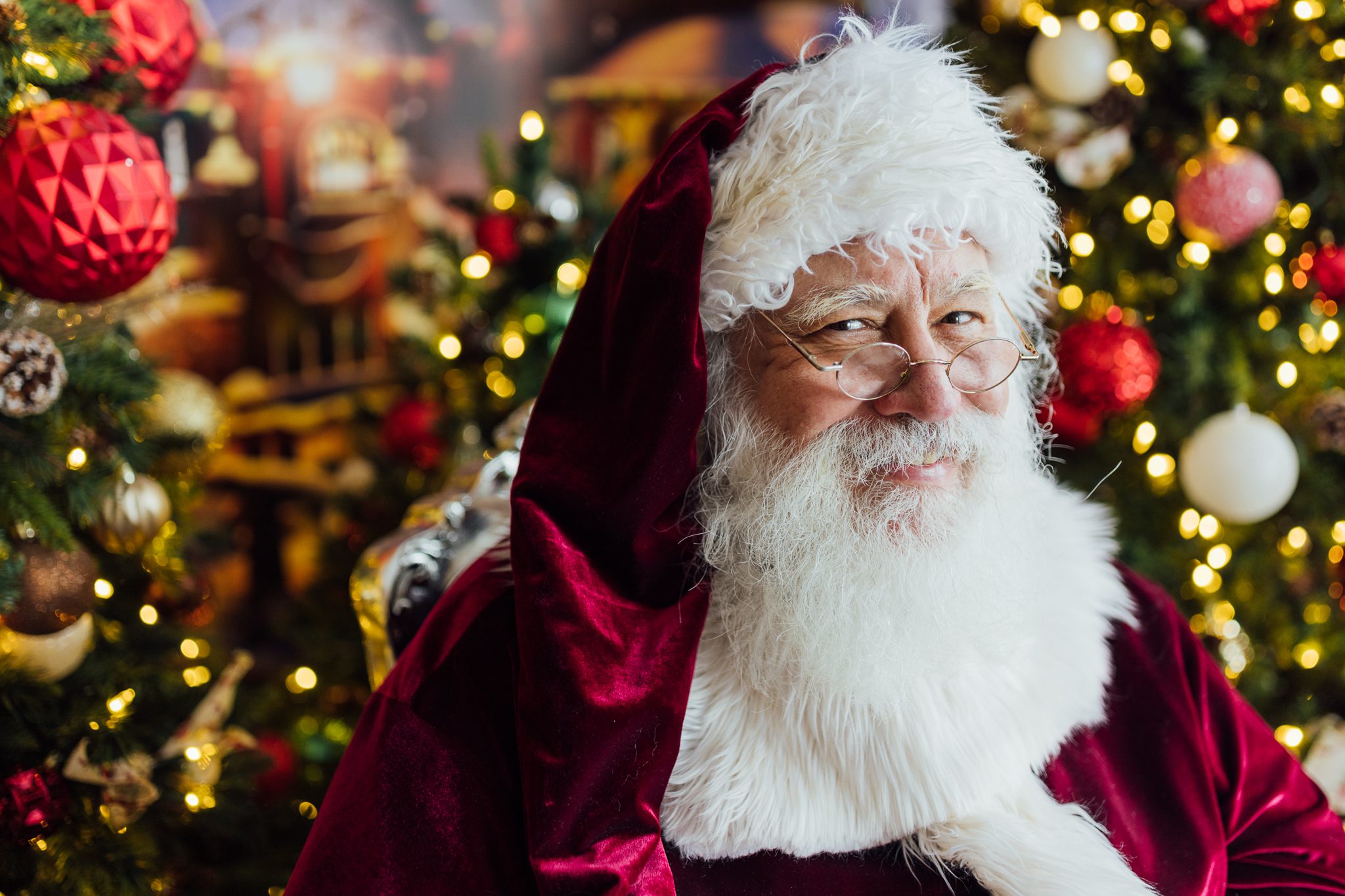 Christmas Festivities on Lookout Mountain - Ruby Falls